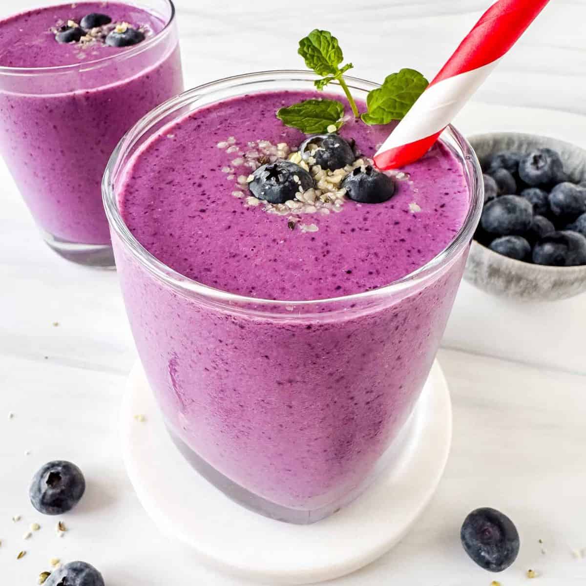 What Do Goji Berries Taste Like? (And How To Use Them) - Through The ...